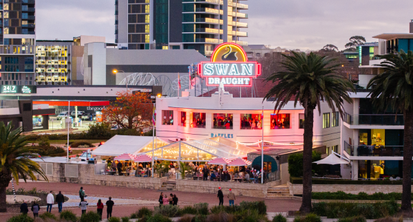 Swan soars back: the Iconic Swan sign returns to The Raffles Hotel ...